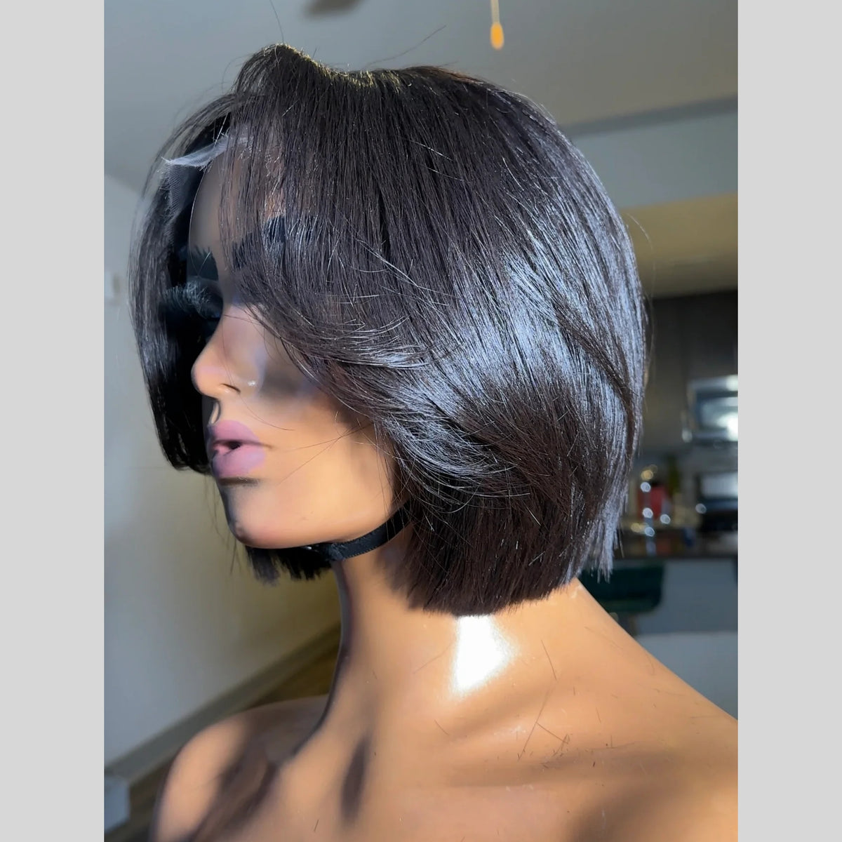 Natural Realistic Layered Cut 5x5 Lace Closure Bob Wig – coracrown